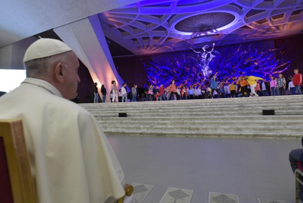 Synode: l'importance de "l’appartenance à une communauté ecclésiale ...